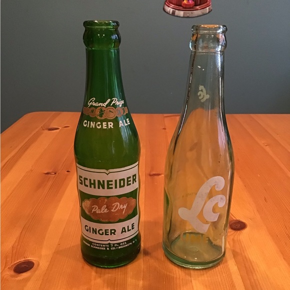 Vintage | Accents | Vintage Schneider Ginger Ale Lc Lime Cola Bottles ...